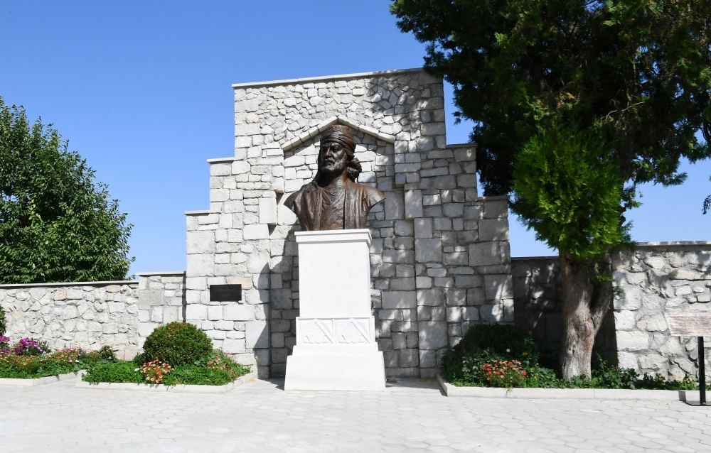 Nach 39 Jahren sind die Tage der Vagif-Poesie wieder in Schuscha